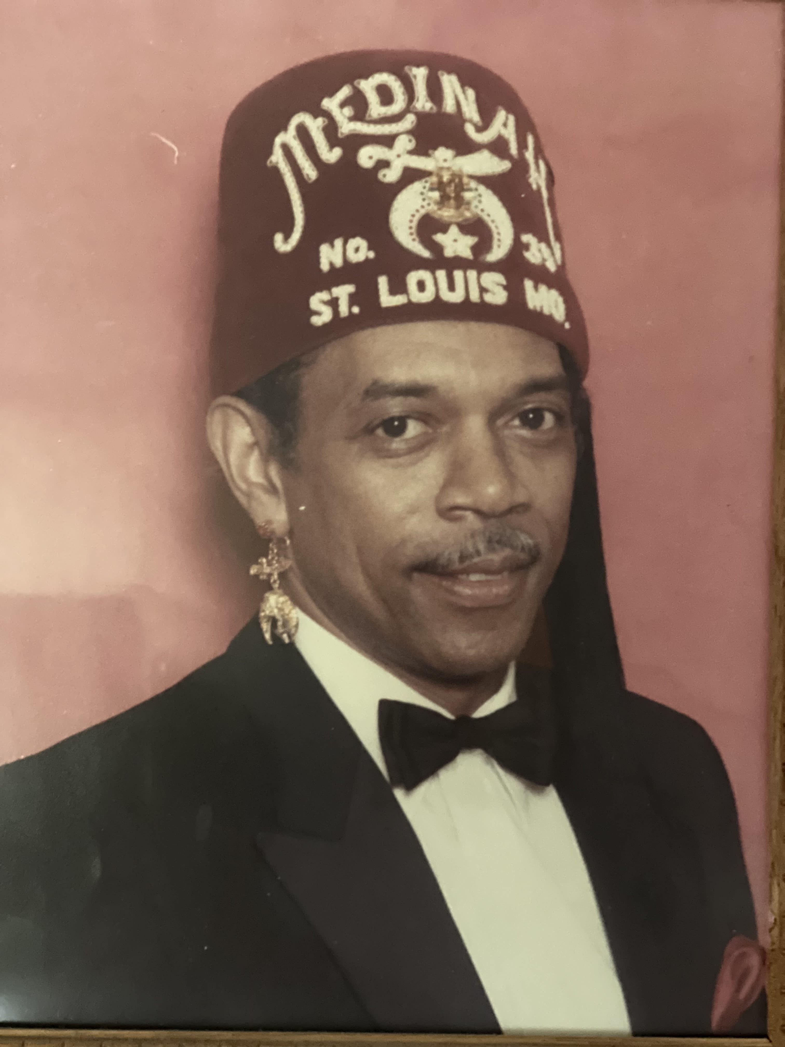 Alfred Pearl Alexander - St Louis Cremation