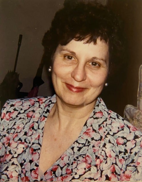 Barbara Ann Reardon - St Louis Cremation