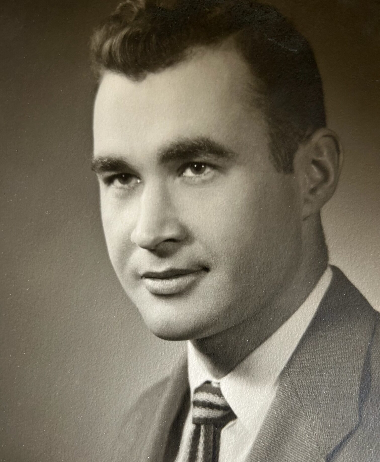 Roy Dossett - St Louis Cremation